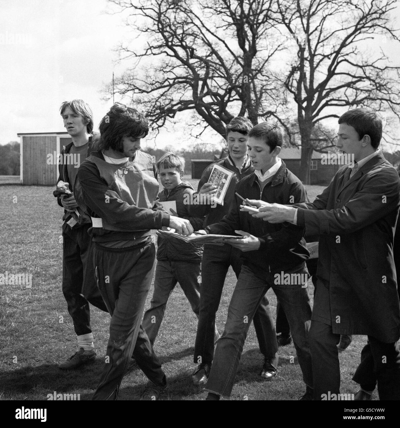 George Best autograph Stock Photo - Alamy