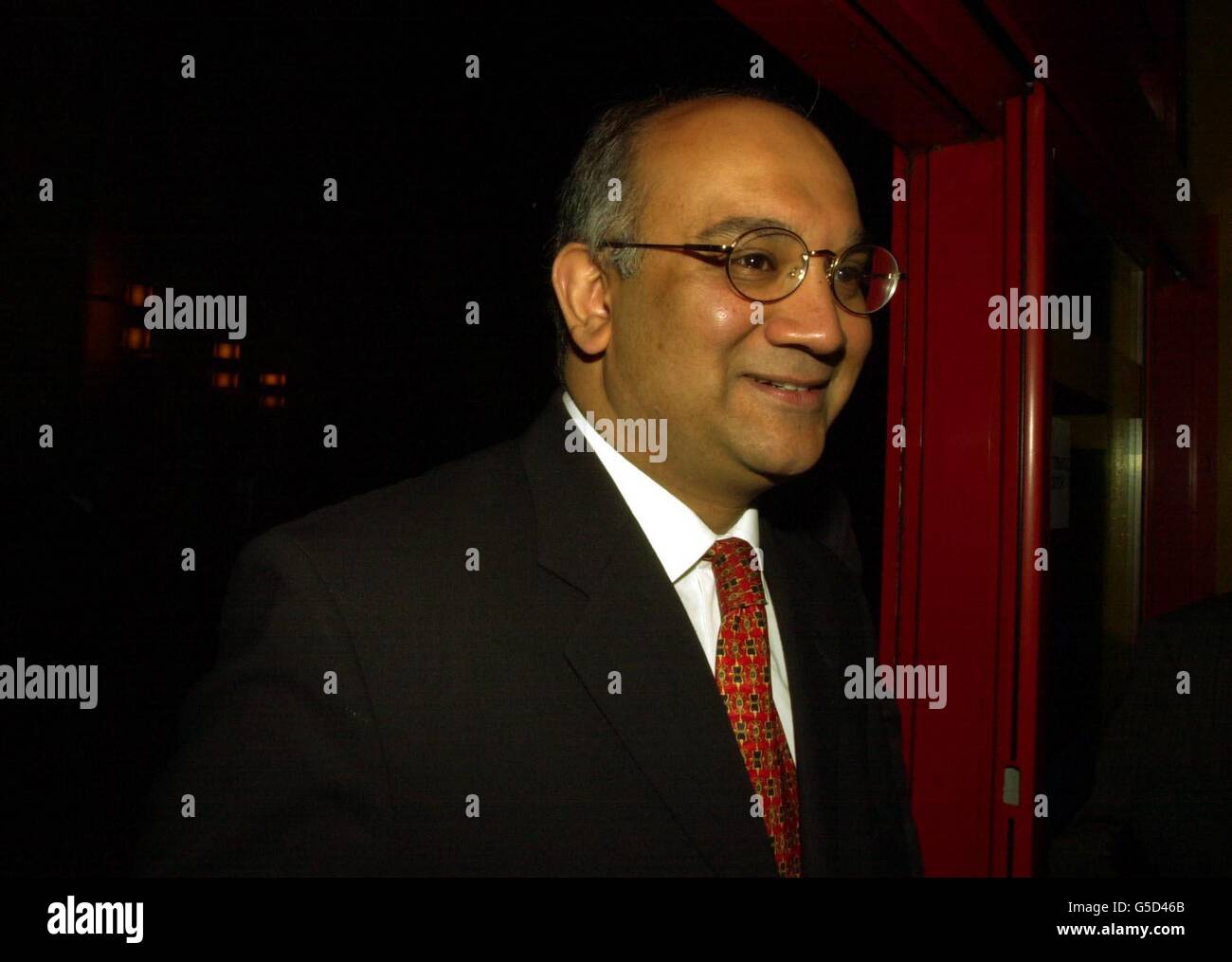Mr Vaz High Resolution Stock Photography and Images - Alamy