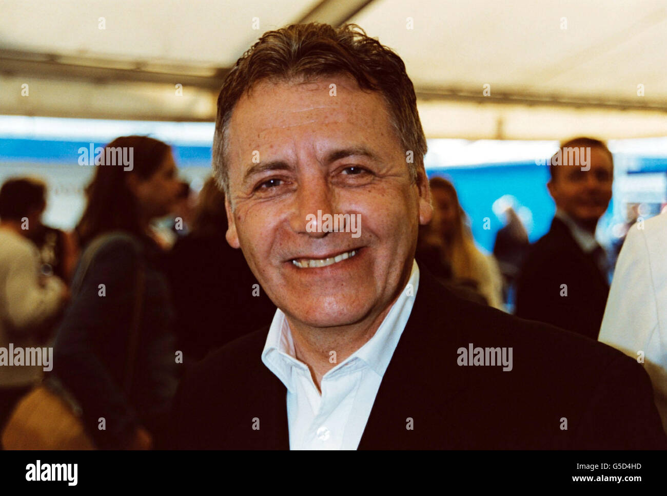 Shoulders jeff hi-res stock photography and images - Alamy