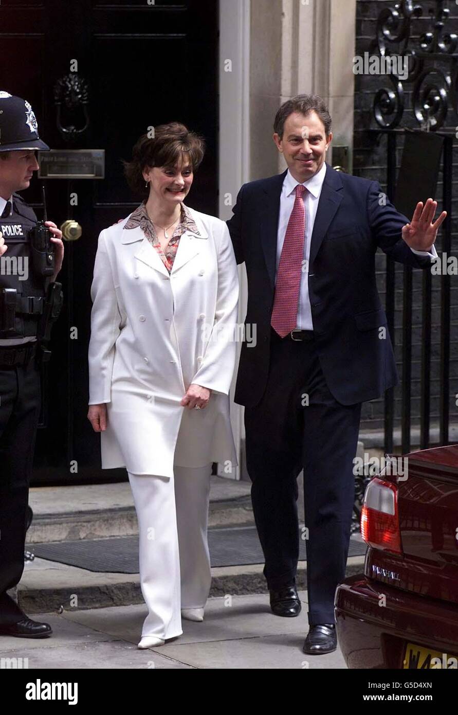 1997 general election labour victory hi-res stock photography and ...