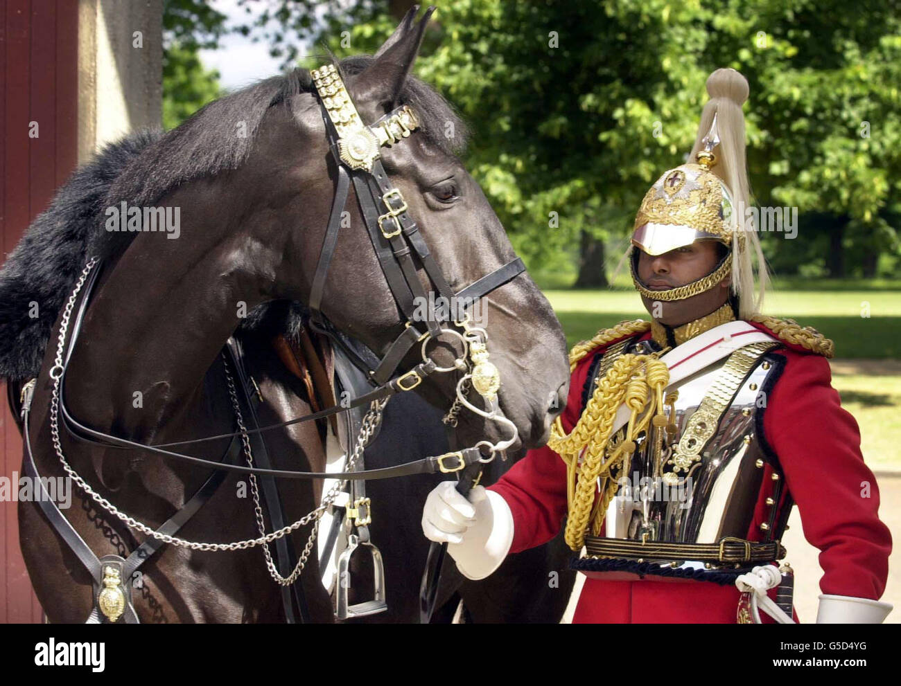 Ghana military parade hi-res stock photography and images - Alamy
