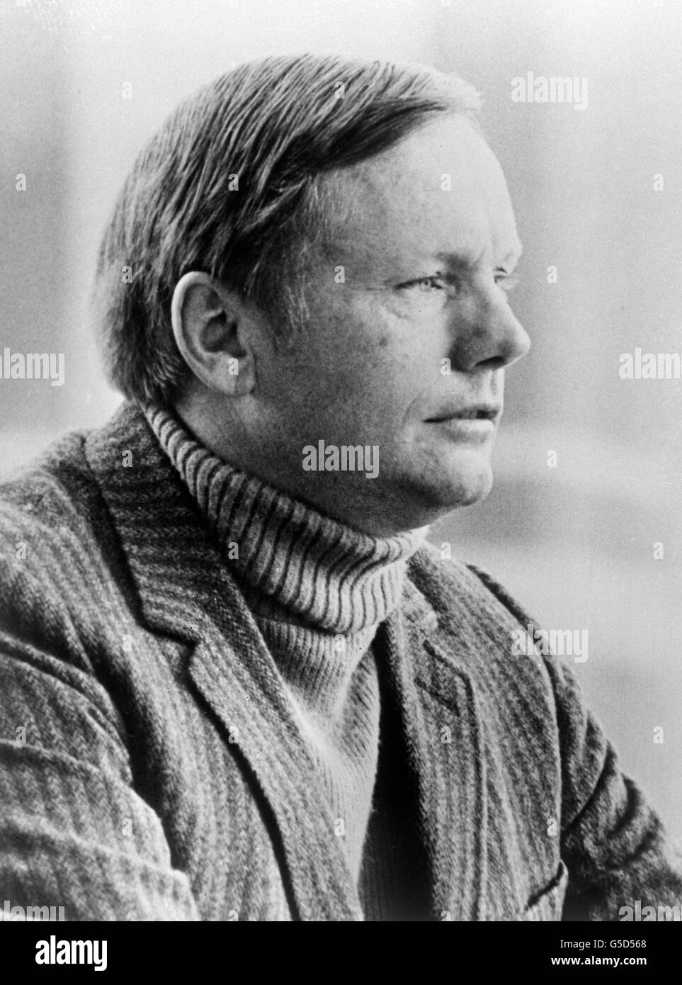 Astronaut neil armstrong portrait hi-res stock photography and images ...