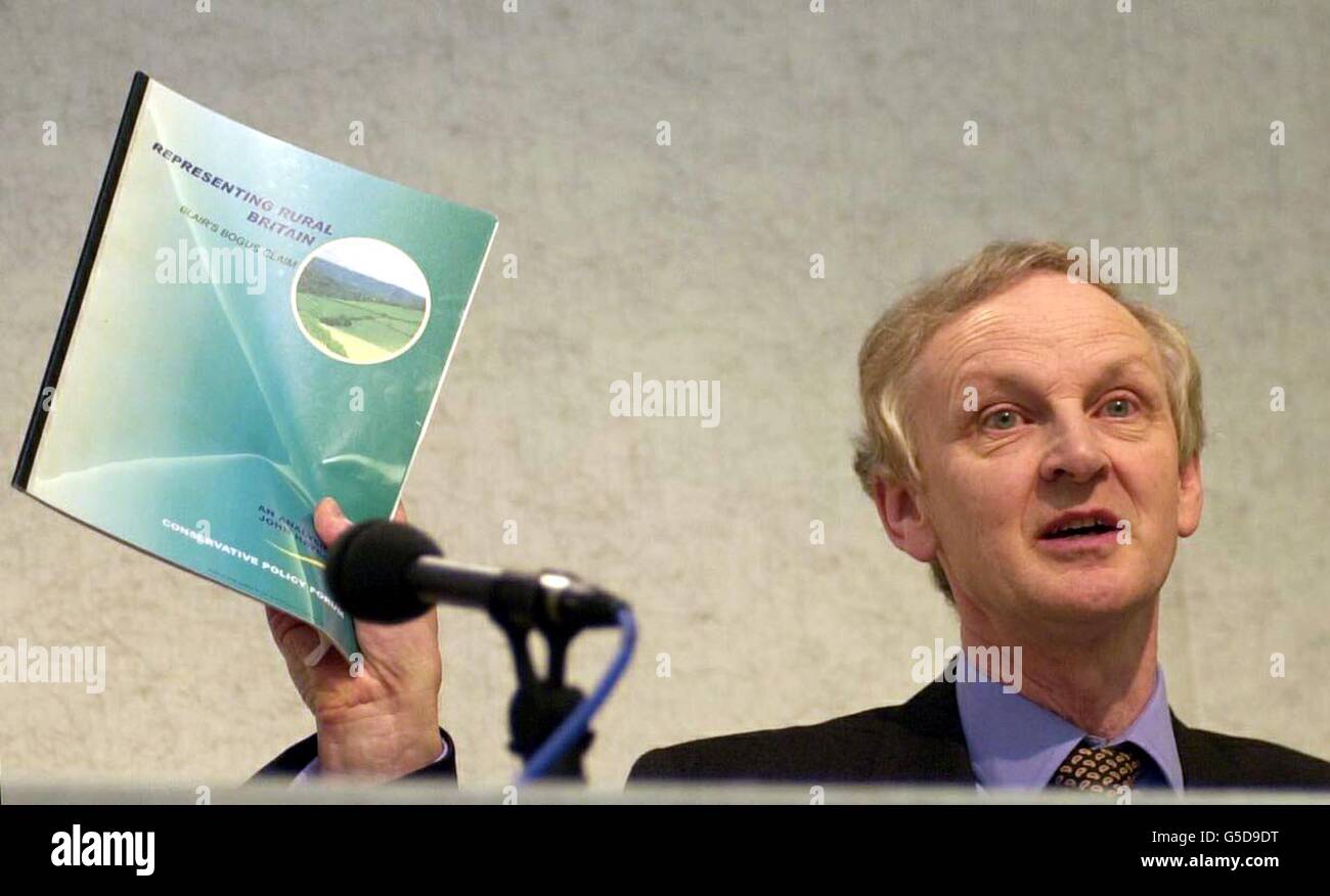 Paul tyler hi-res stock photography and images - Alamy