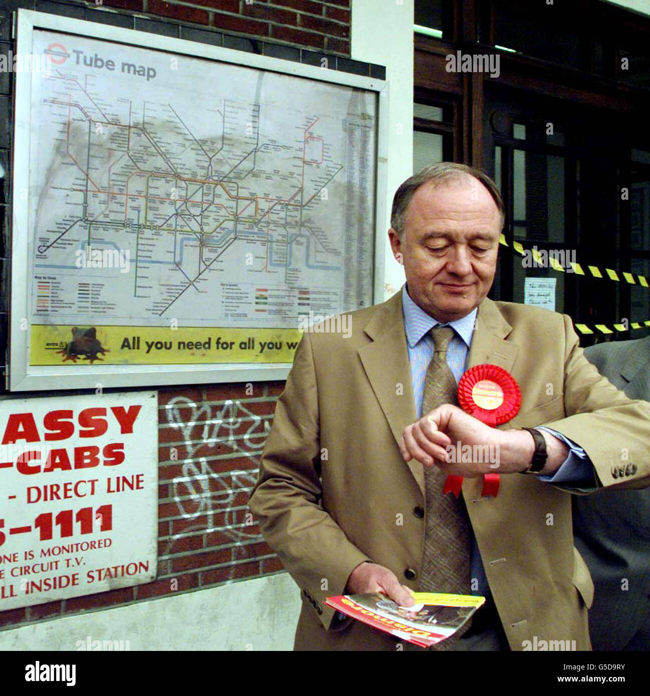 Election 2001 ken livingstone hi-res stock photography and images - Alamy