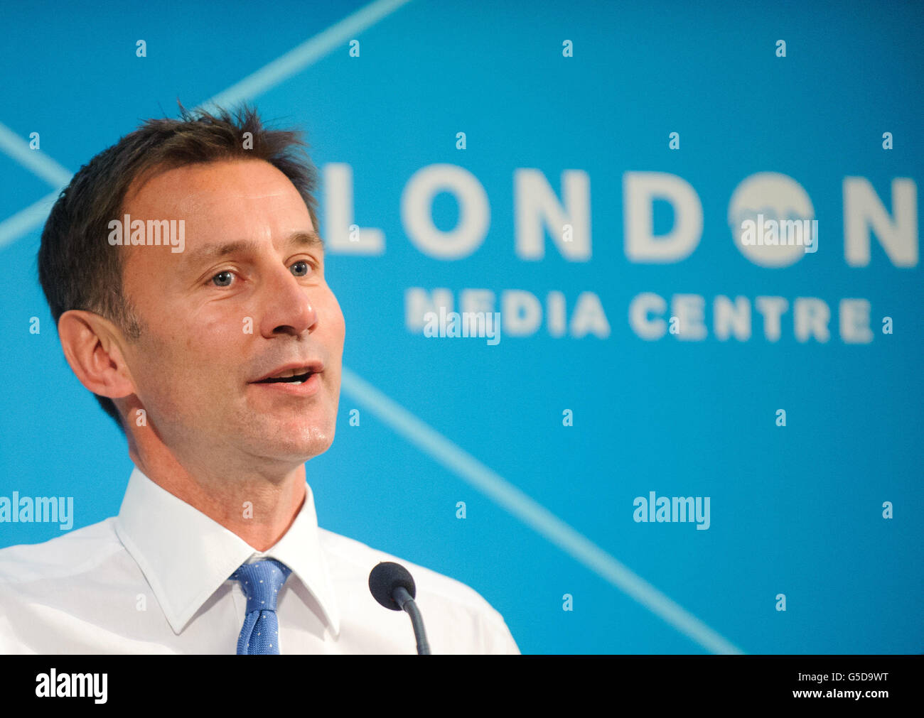 Culture secretary jeremy hunt hi-res stock photography and images - Alamy