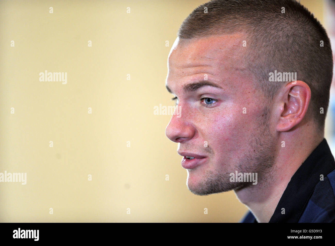 Tom cleverley press conference grove hotel hi-res stock photography and ...