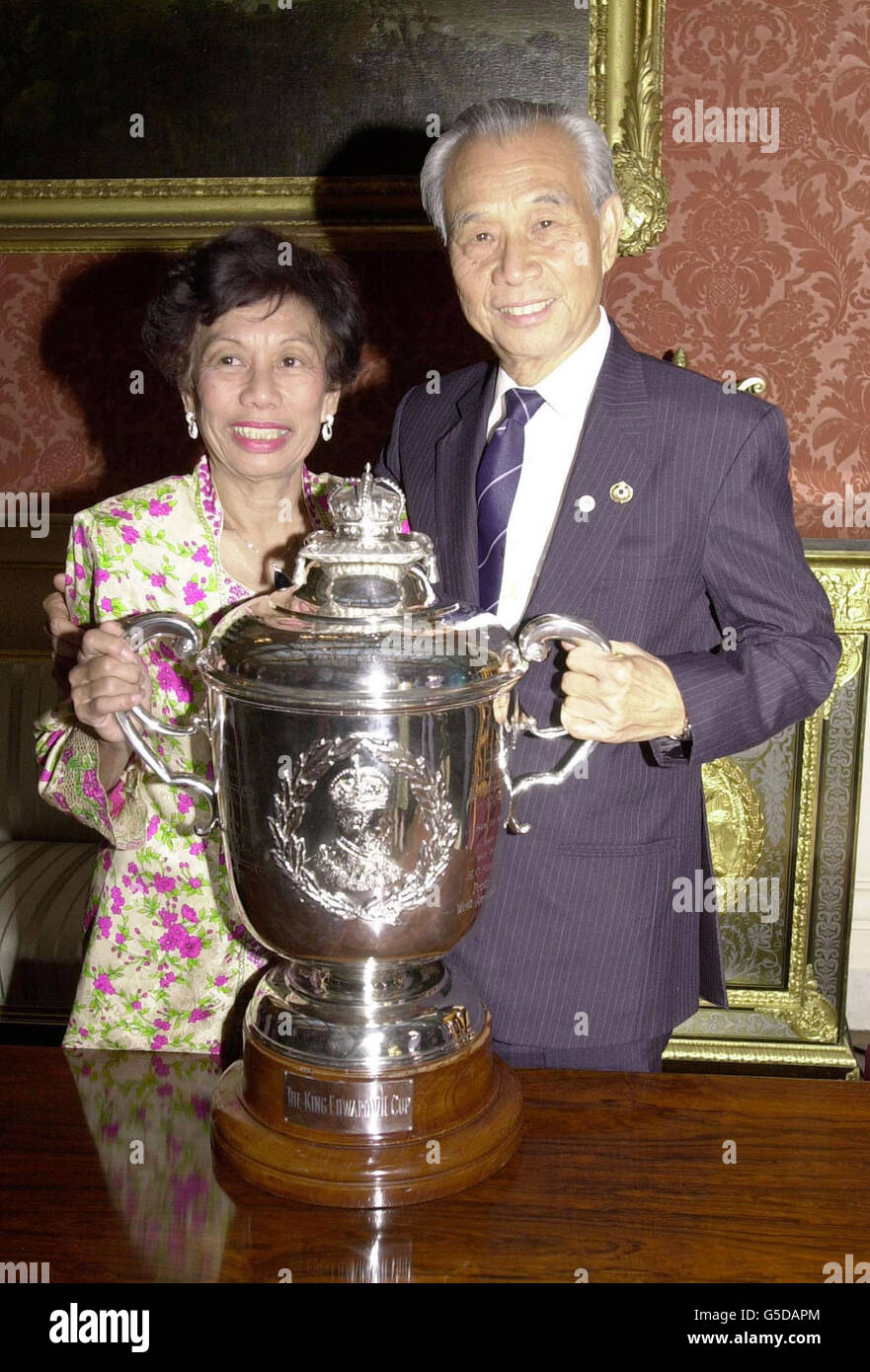 Dato teoh teik lee and his wife laura hi-res stock photography and ...