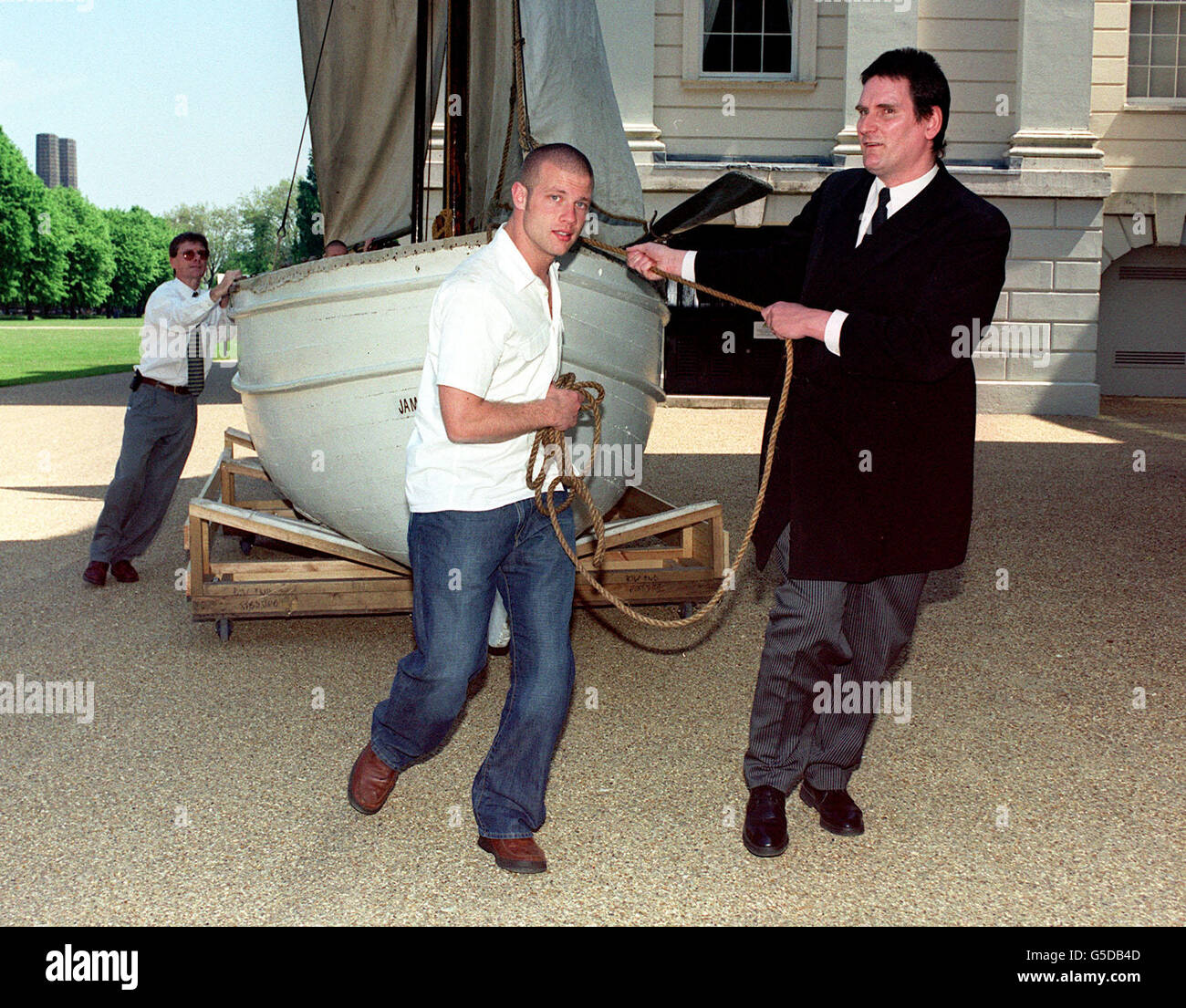 Channel 4 presenter Dermot O'Leary (left) joins The Earl of Kensington ...