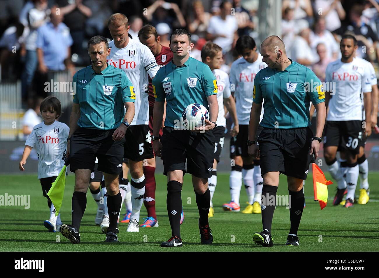 Match referee charles breakspear hi-res stock photography and images ...