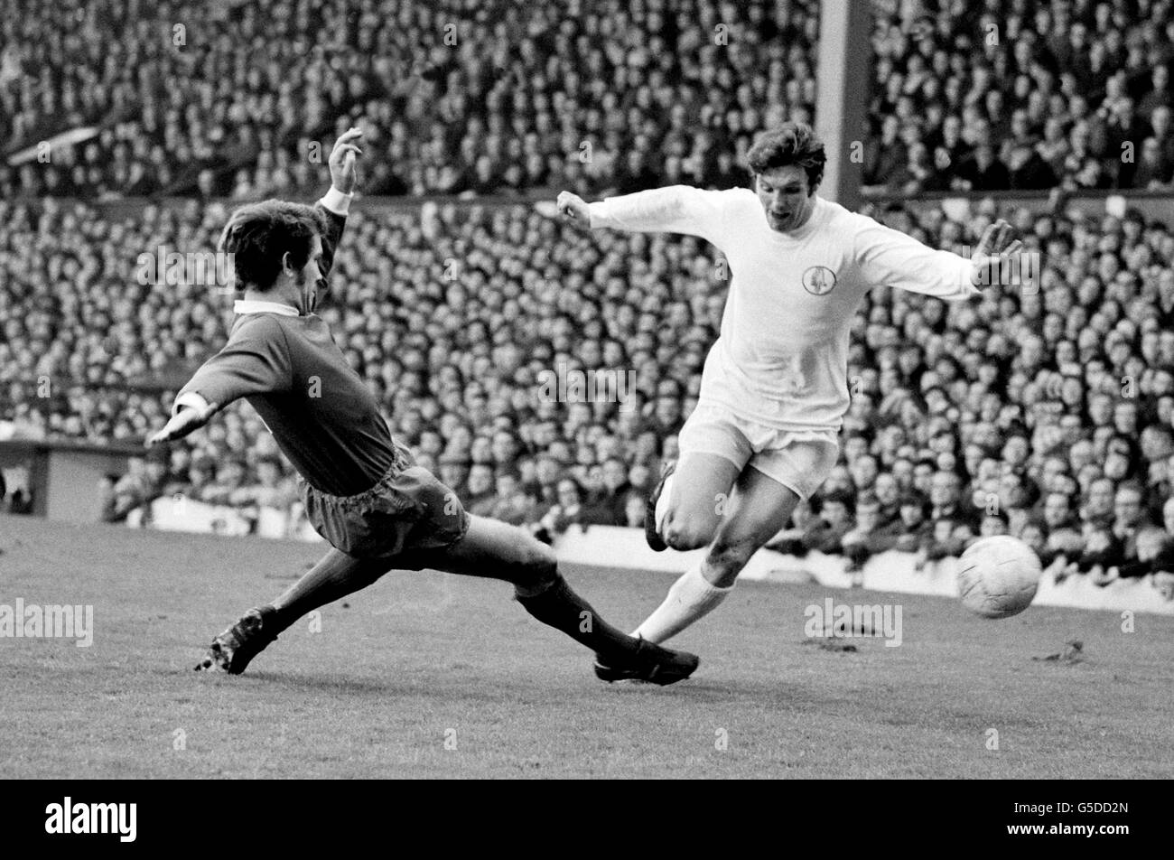Chris lawler liverpool hi-res stock photography and images - Alamy