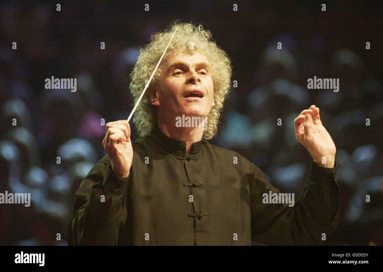 Sir Simon Rattle conducts Pavanne at the Classical Brit Awards at ...