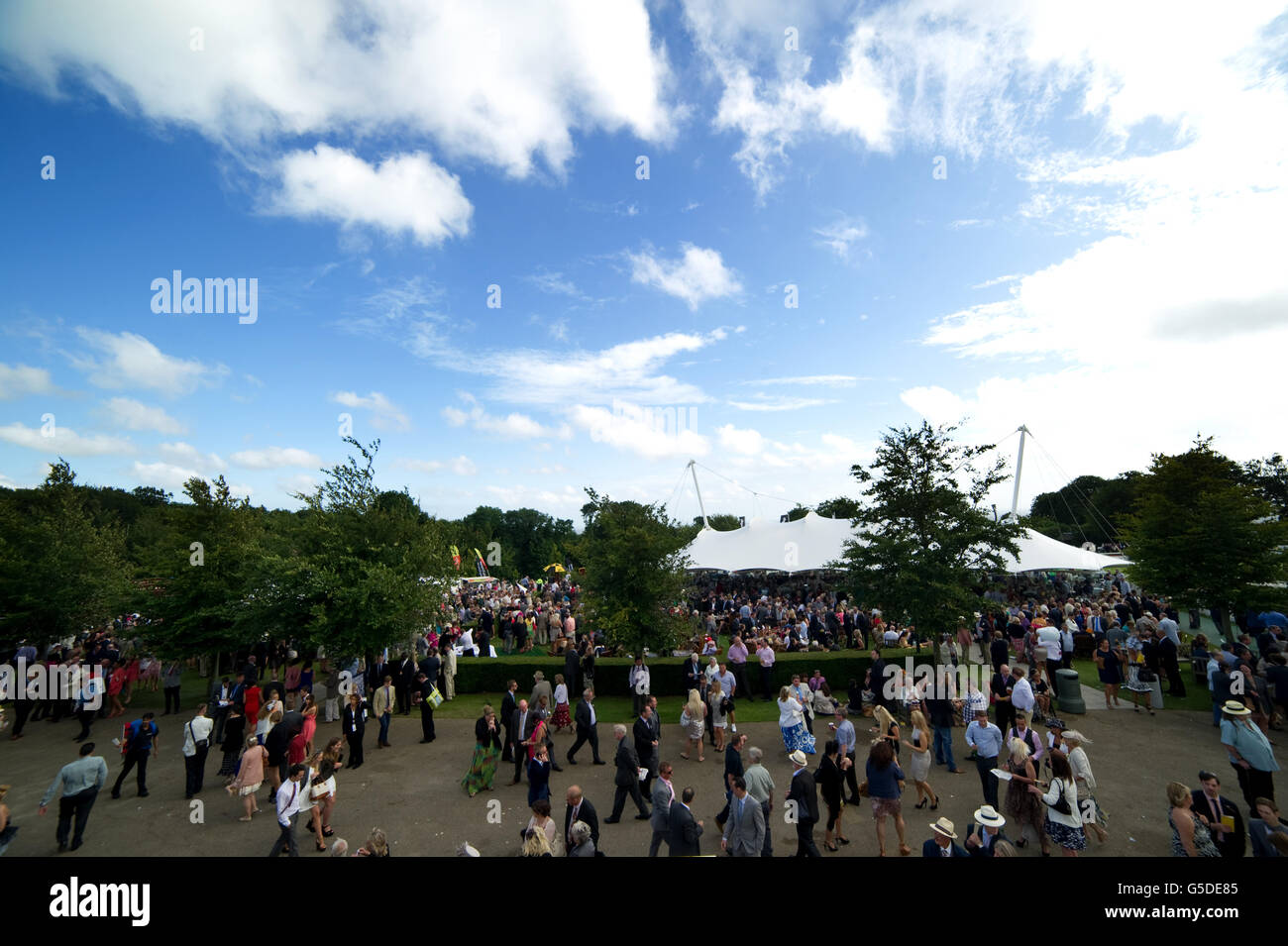 Horse Racing - 2012 Glorious Goodwood Festival - Ladies' Day - Goodwood ...
