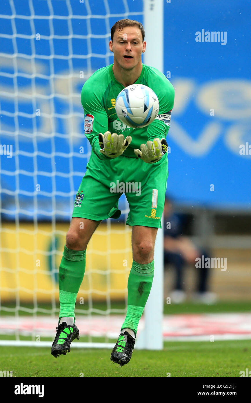 Bury goalkeeper trevor carson hi-res stock photography and images - Alamy
