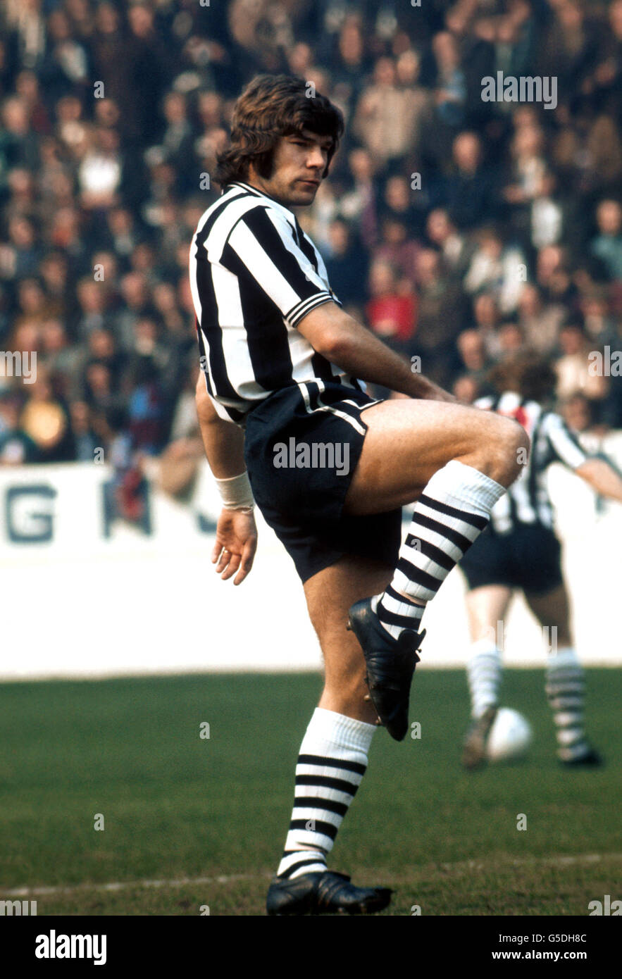 Malcolm macdonald newcastle united hi-res stock photography and images ...