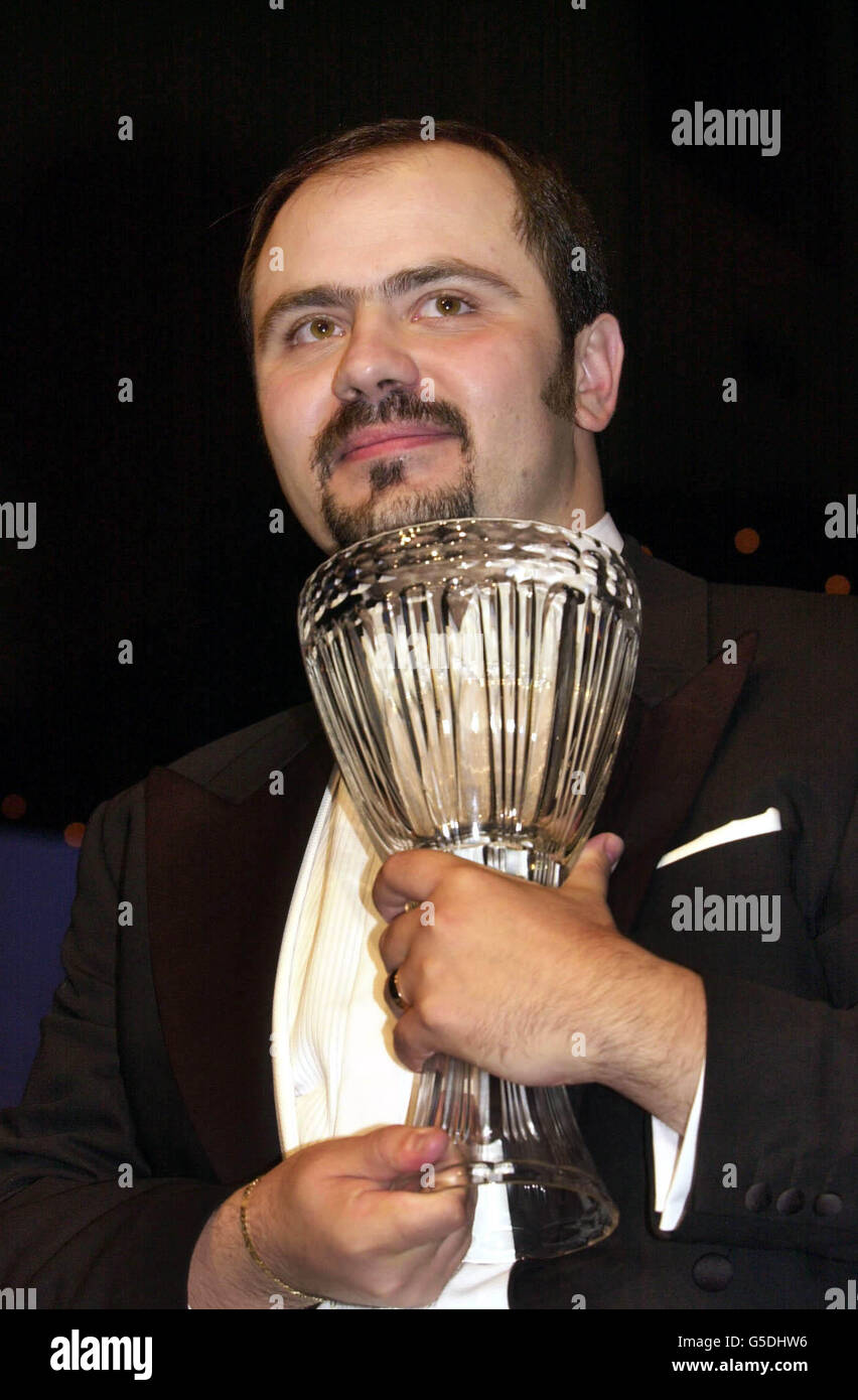 Opera singer glass hi-res stock photography and images - Alamy