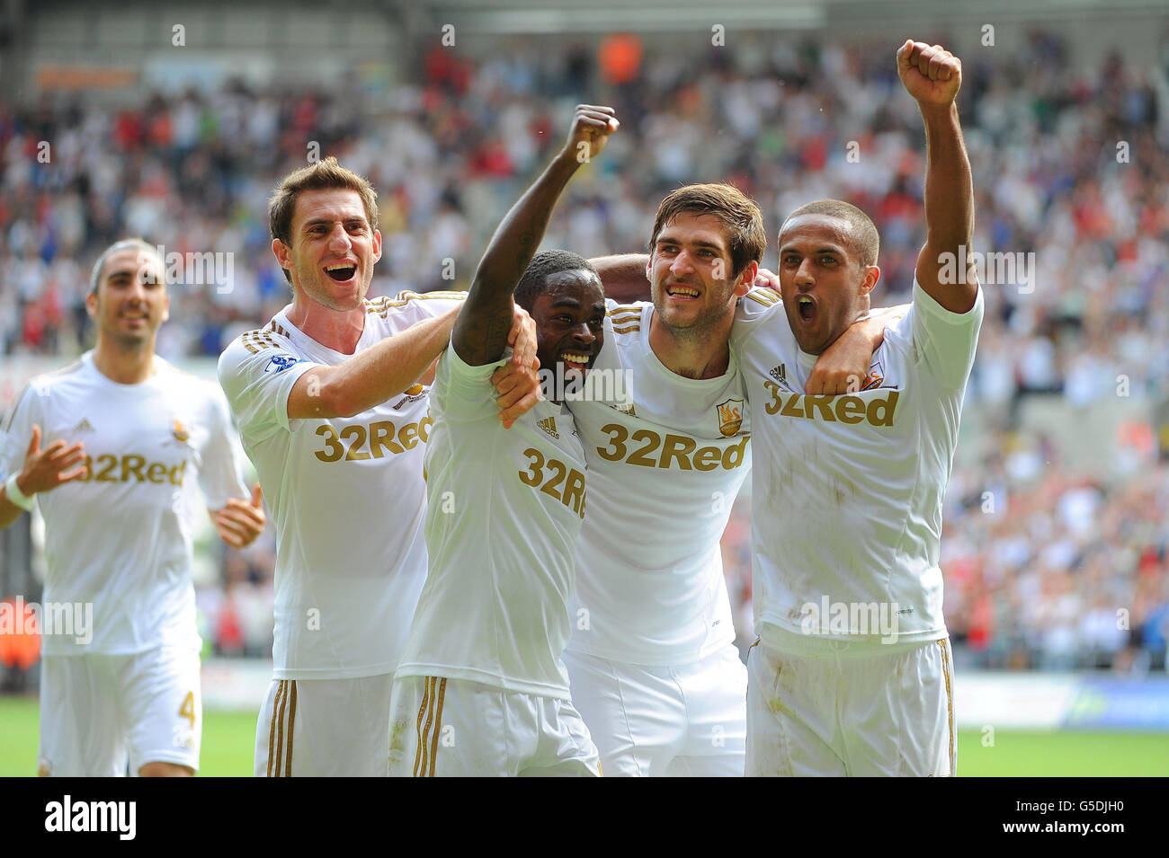 Danny graham celebrates swansea hi-res stock photography and images - Alamy