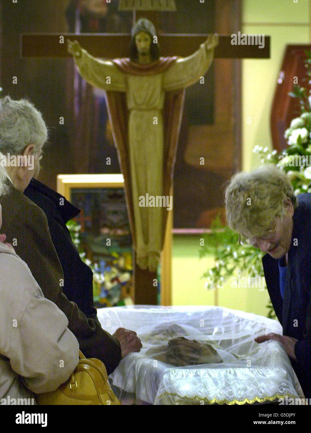 The coffin of cardinal thomas winning at st andrews cathedral hi-res ...