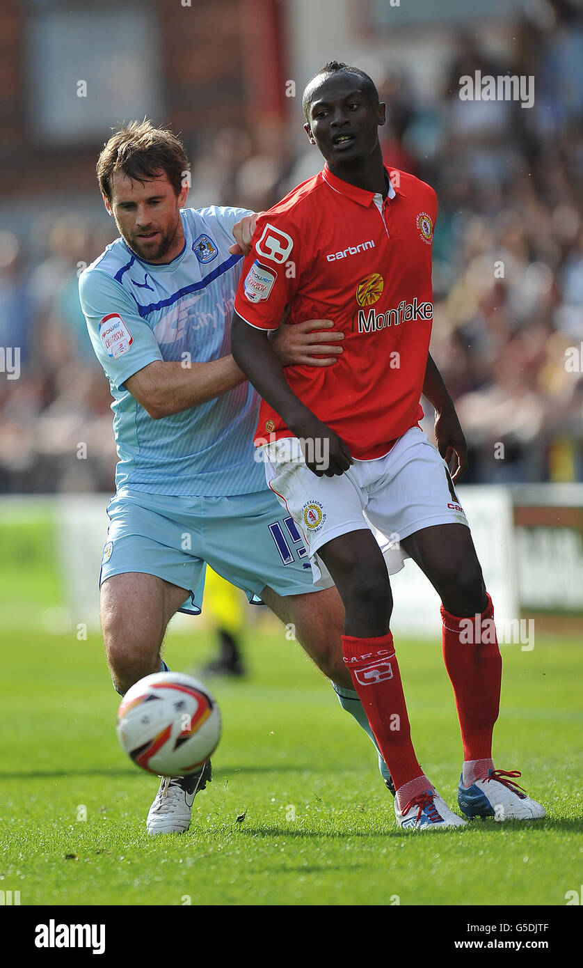 Coventry City's Kevin Kilbane and Crew Alexandra's Kelvin Mellor during ...
