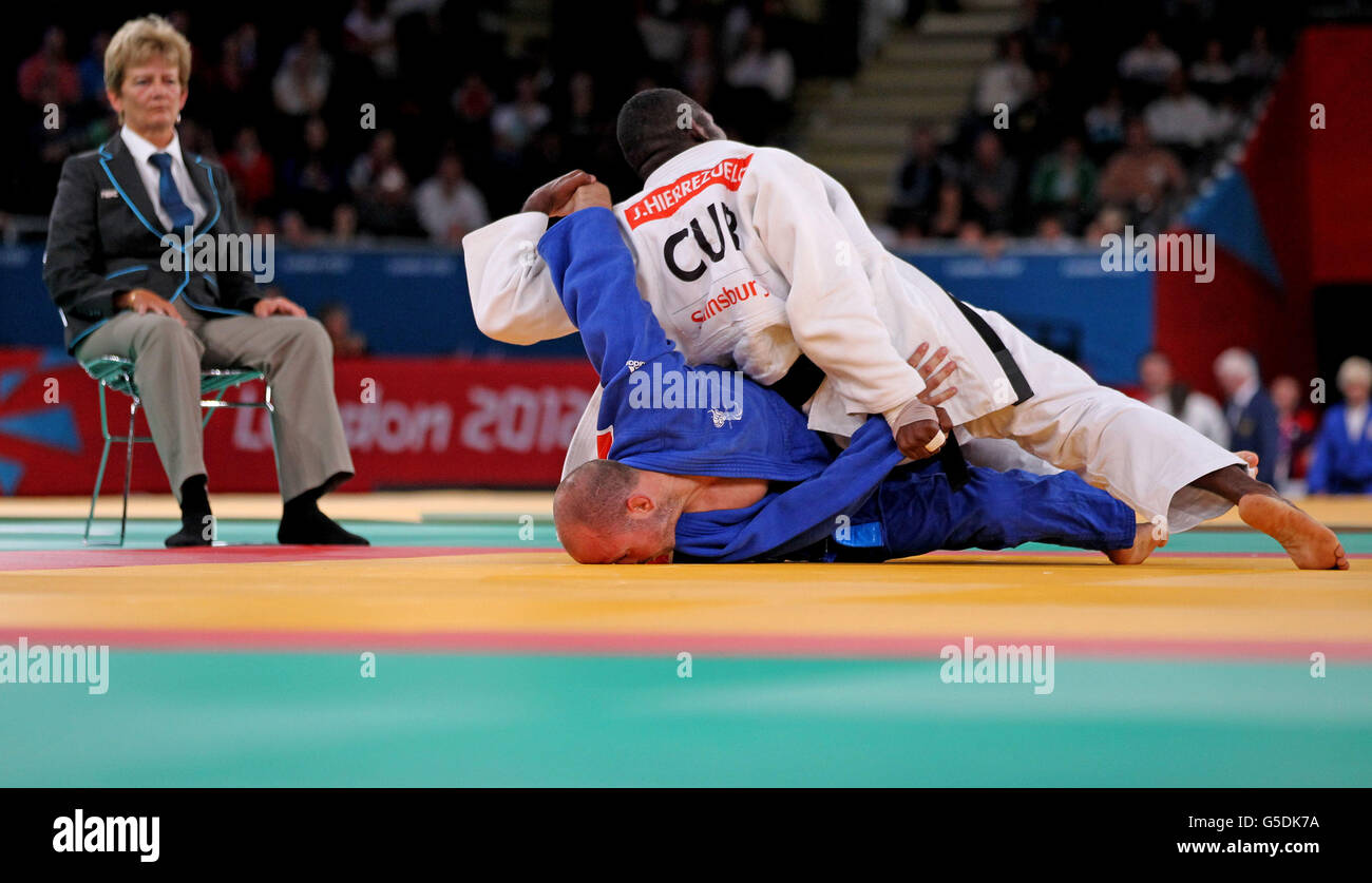 Paralympic judo hi-res stock photography and images - Alamy