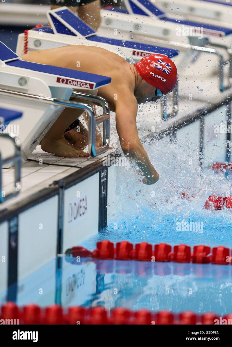 Paralympic swimming start hi-res stock photography and images - Alamy