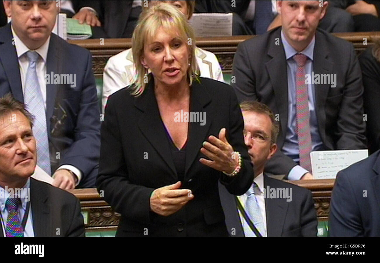 Nadine dorries mp hi-res stock photography and images - Alamy