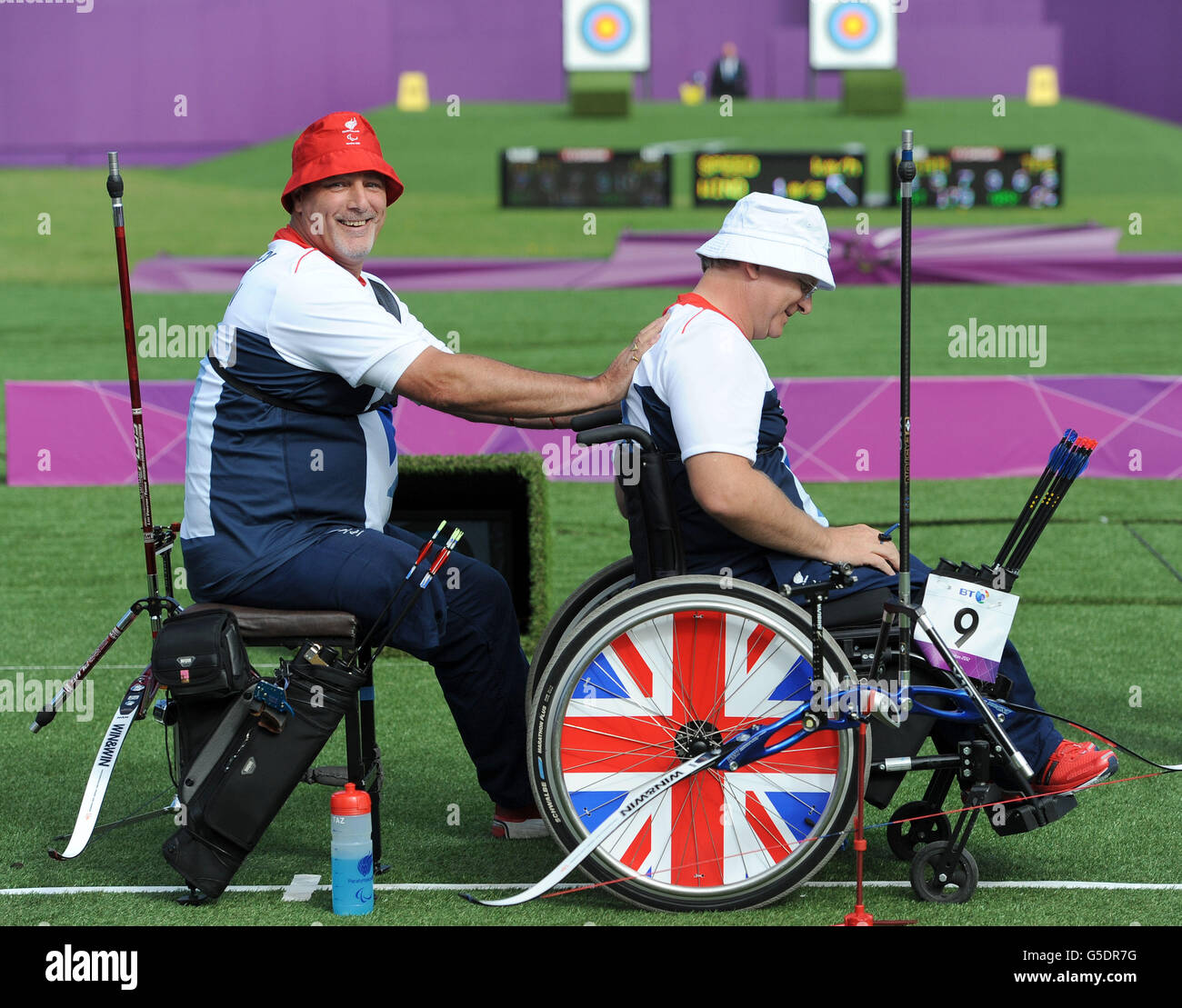 Great Britain's Phil Bottomley (left) and Paul Browne celebrate victory ...