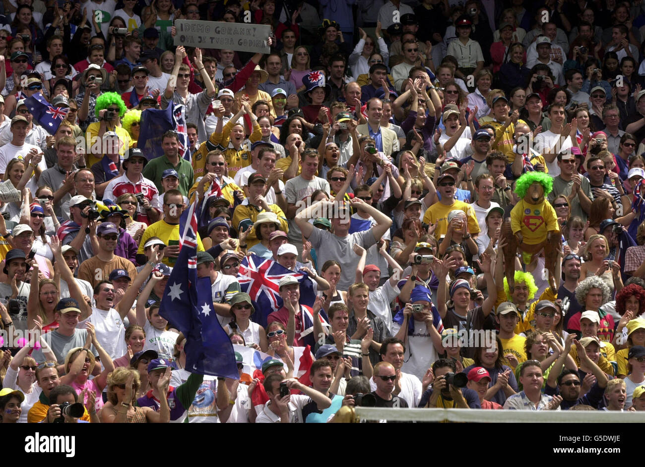 Wimbledon men's final Stock Photo - Alamy