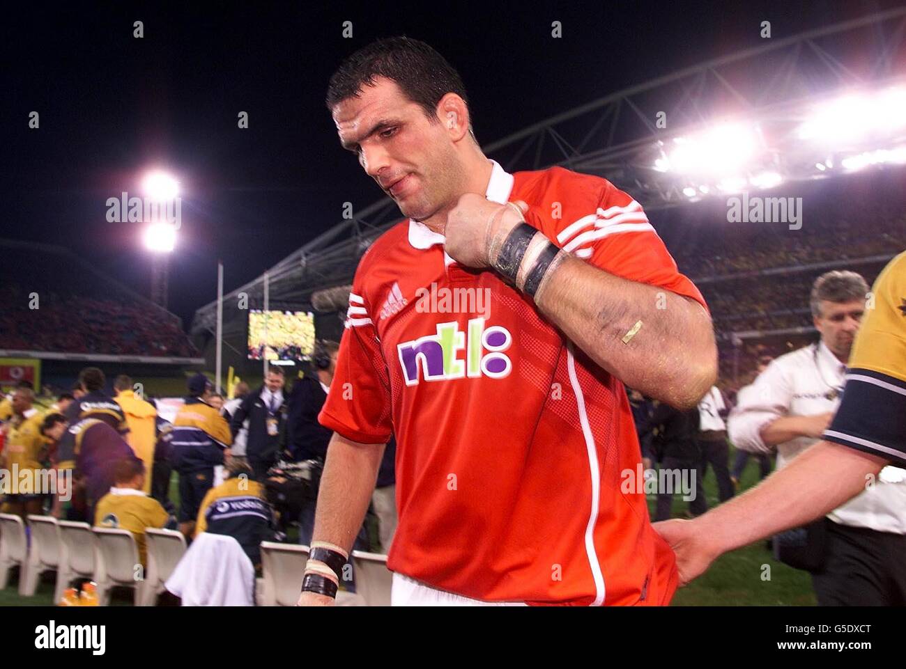 British and Irish Lions captain Martin Johnson walks off dejected at ...