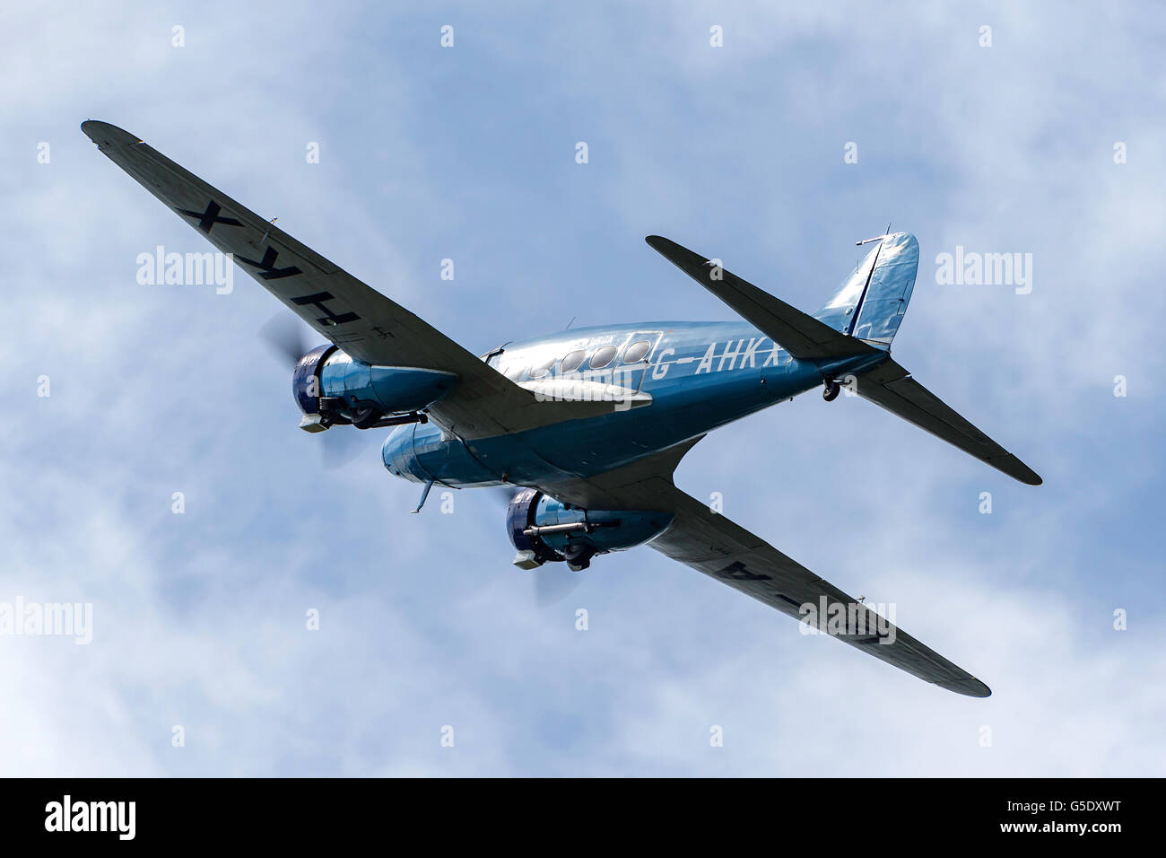 Avro anson propeller hi-res stock photography and images - Alamy