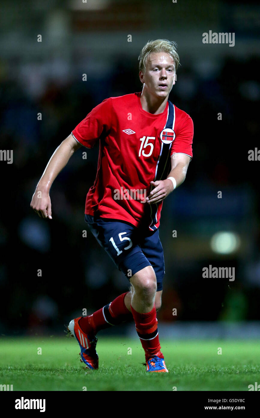 Soccer - UEFA European Under 21 Championship - Group Eight - England v ...