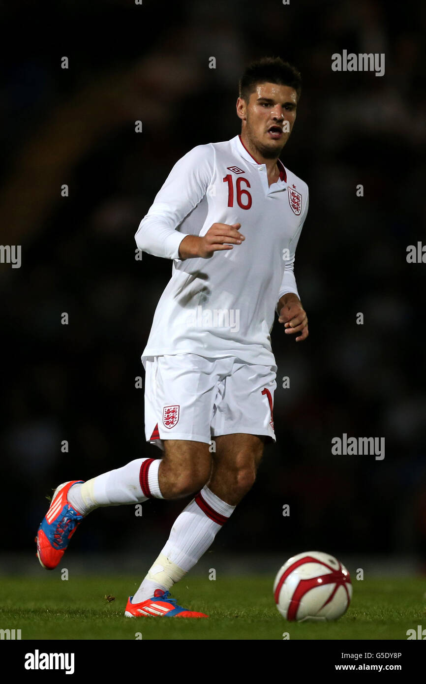 Soccer - UEFA European Under 21 Championship - Group Eight - England v ...