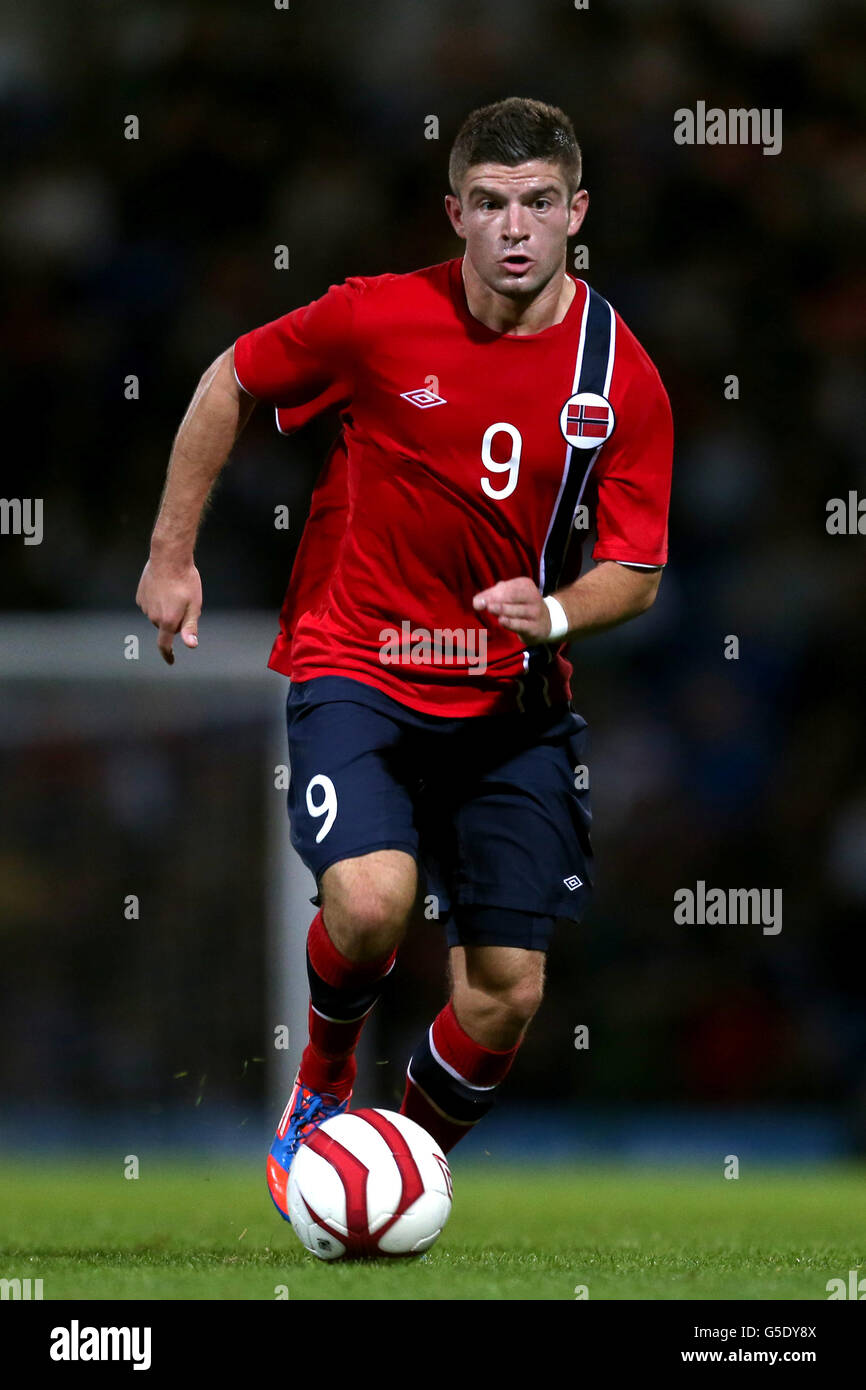 Soccer - UEFA European Under 21 Championship - Group Eight - England v ...