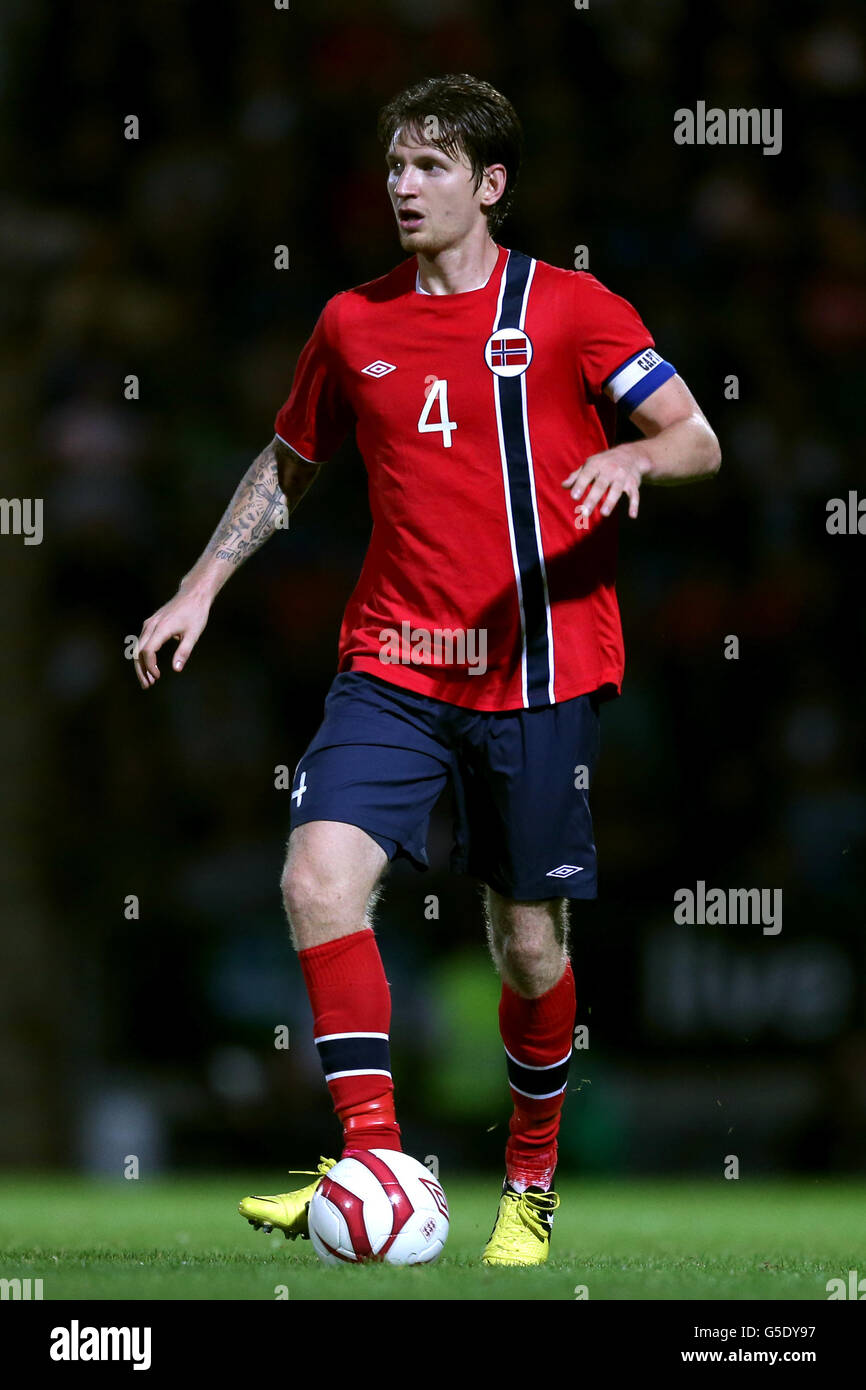 Soccer - UEFA European Under 21 Championship - Group Eight - England v ...