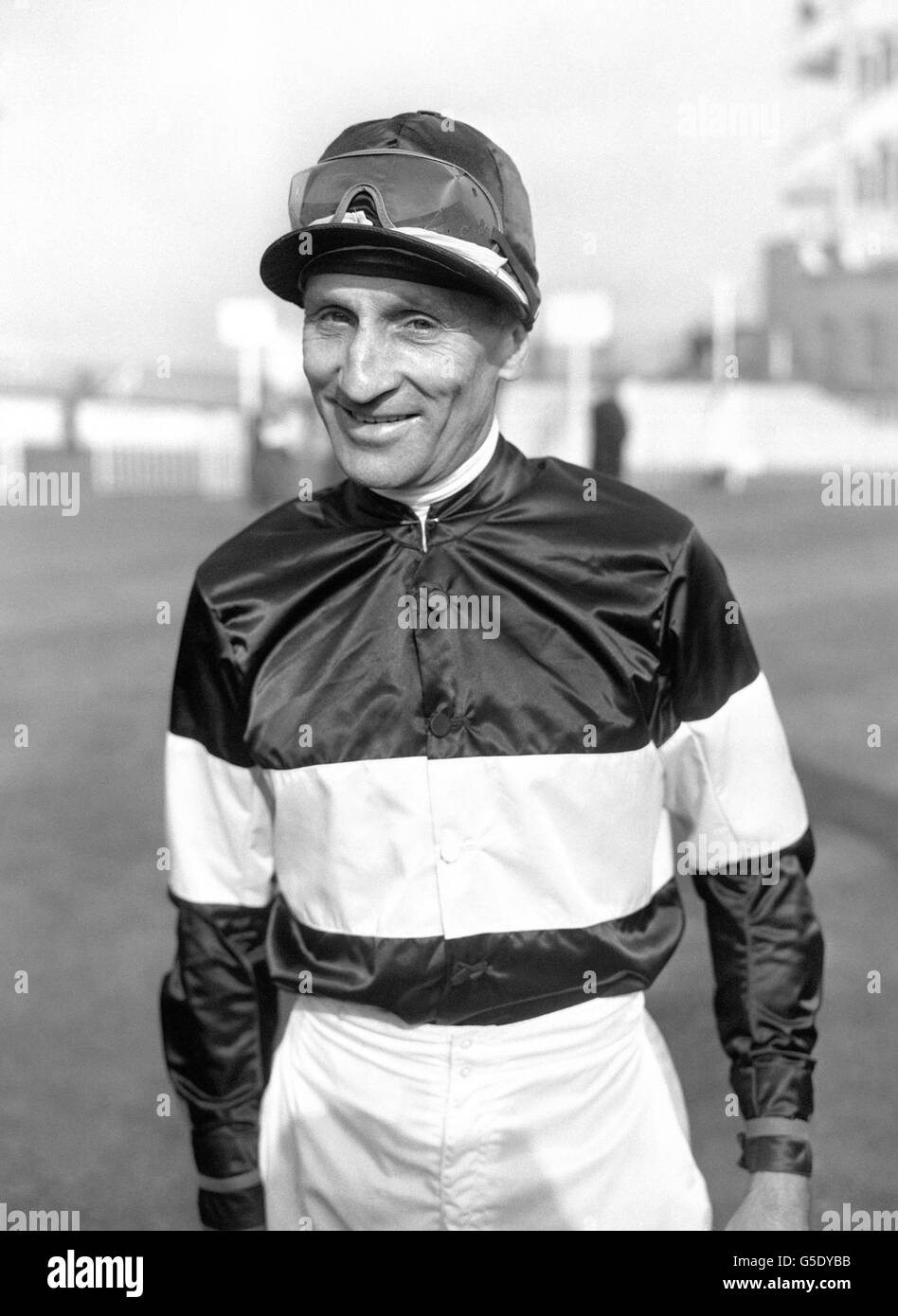 Scobie breasley jockey Black and White Stock Photos & Images - Alamy