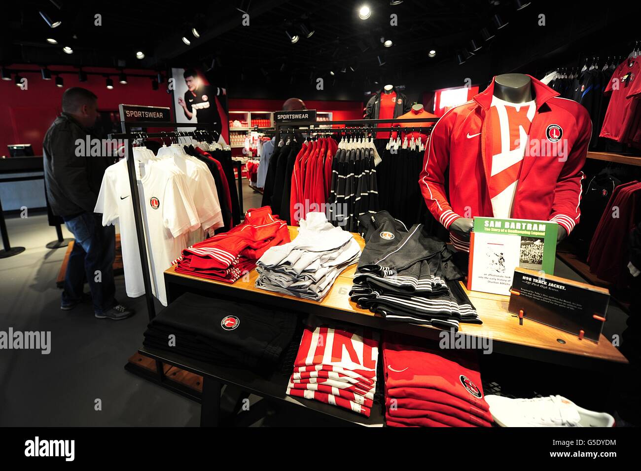 Soccer football shop club superstore hi-res stock photography and ...