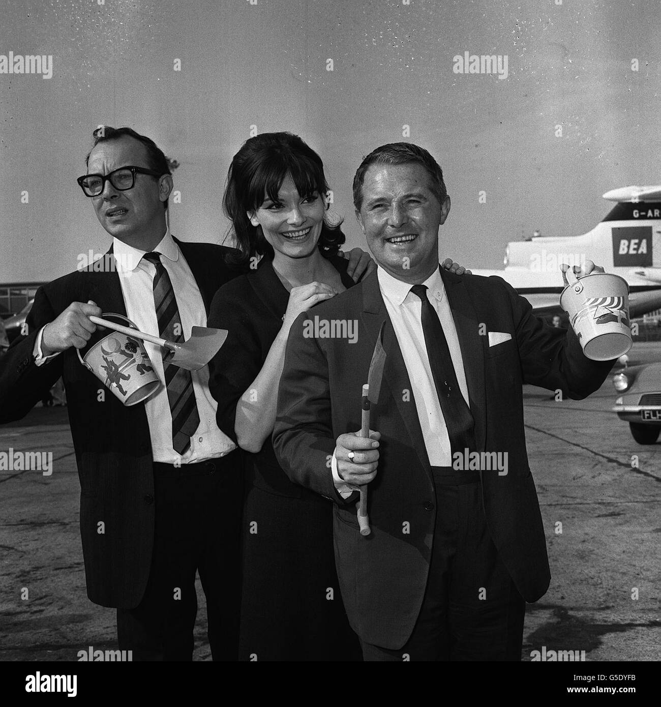 Sue lloyd hi-res stock photography and images - Alamy