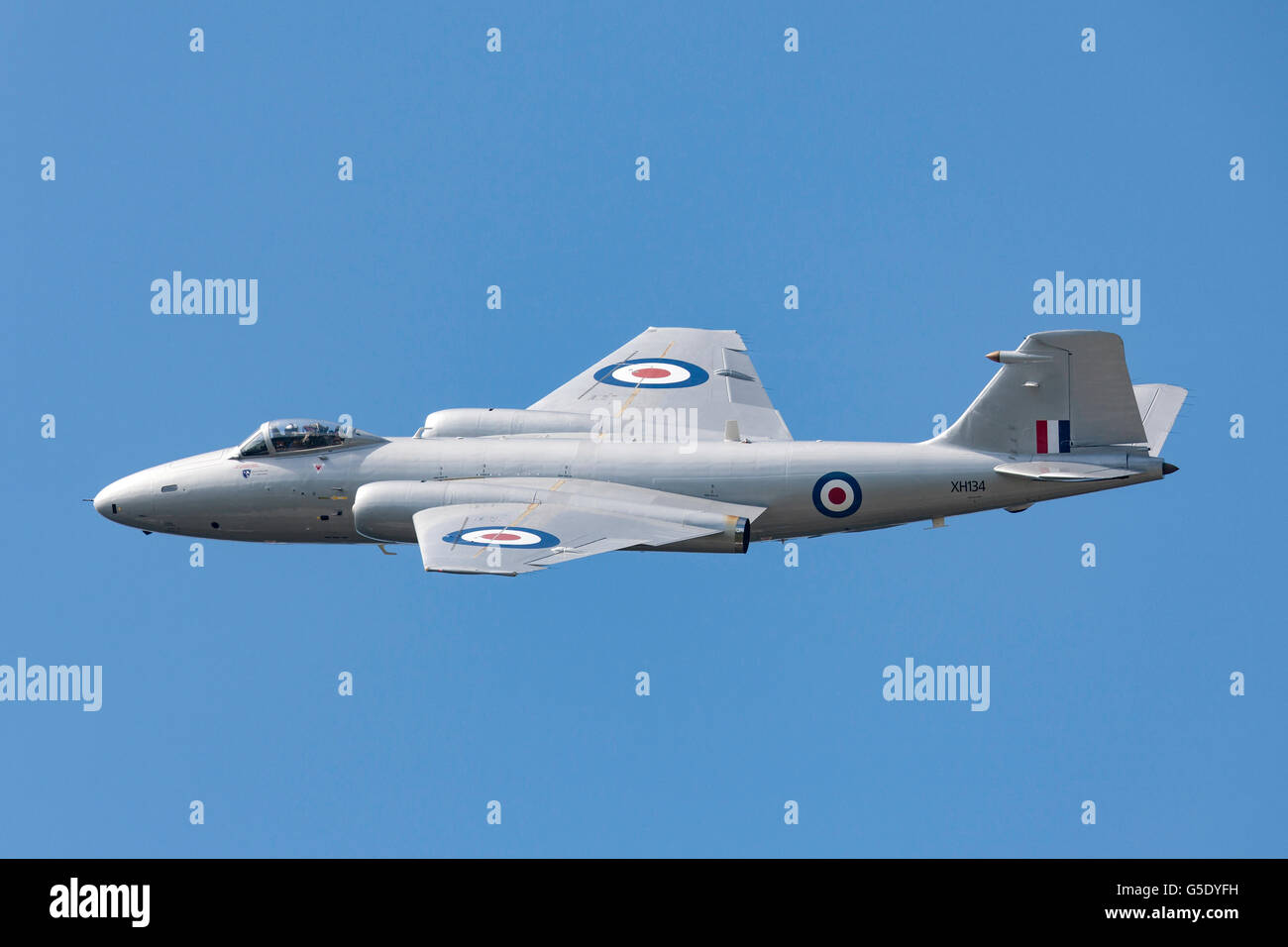 English Electric Canberra PR.9 G-OMHD operated by the Midair Squadron ...
