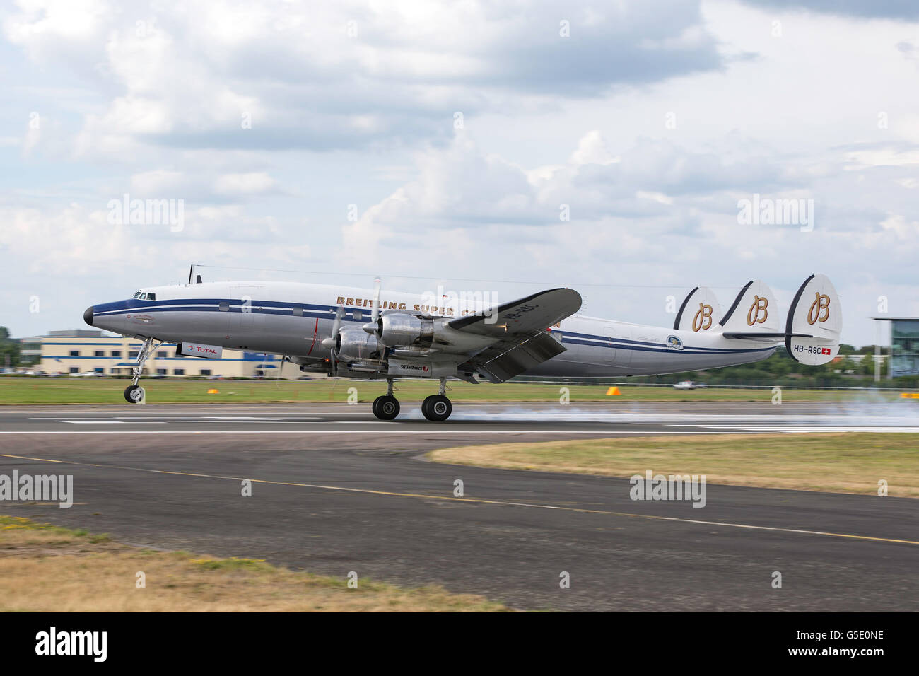 Breitling Lockheed L-1049F Super Constellation HB-RSC at the ...