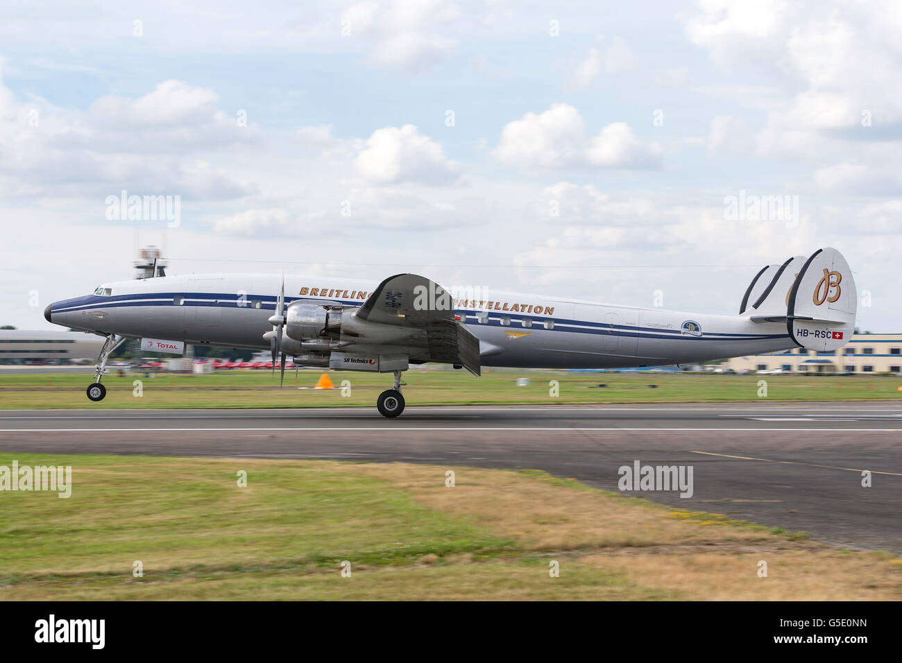 Breitling Lockheed L-1049F Super Constellation HB-RSC at the ...