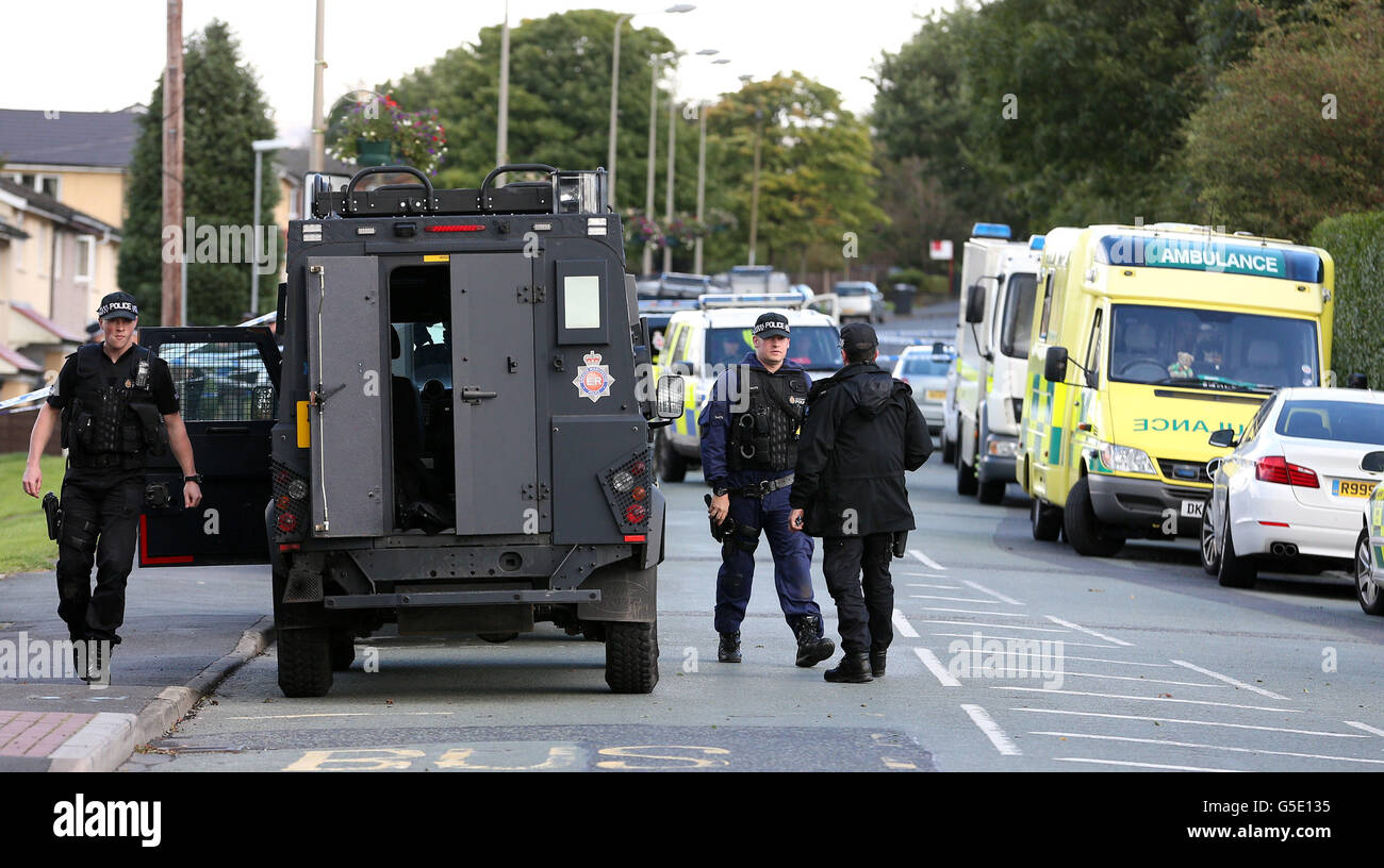 Unarmed female police officer killed hi-res stock photography and ...