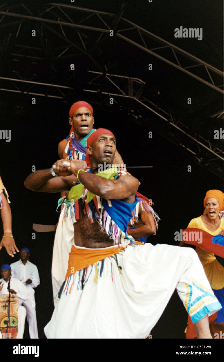 Ballet Folklorio Cutumba from Cuba performing at Womad, the World ...