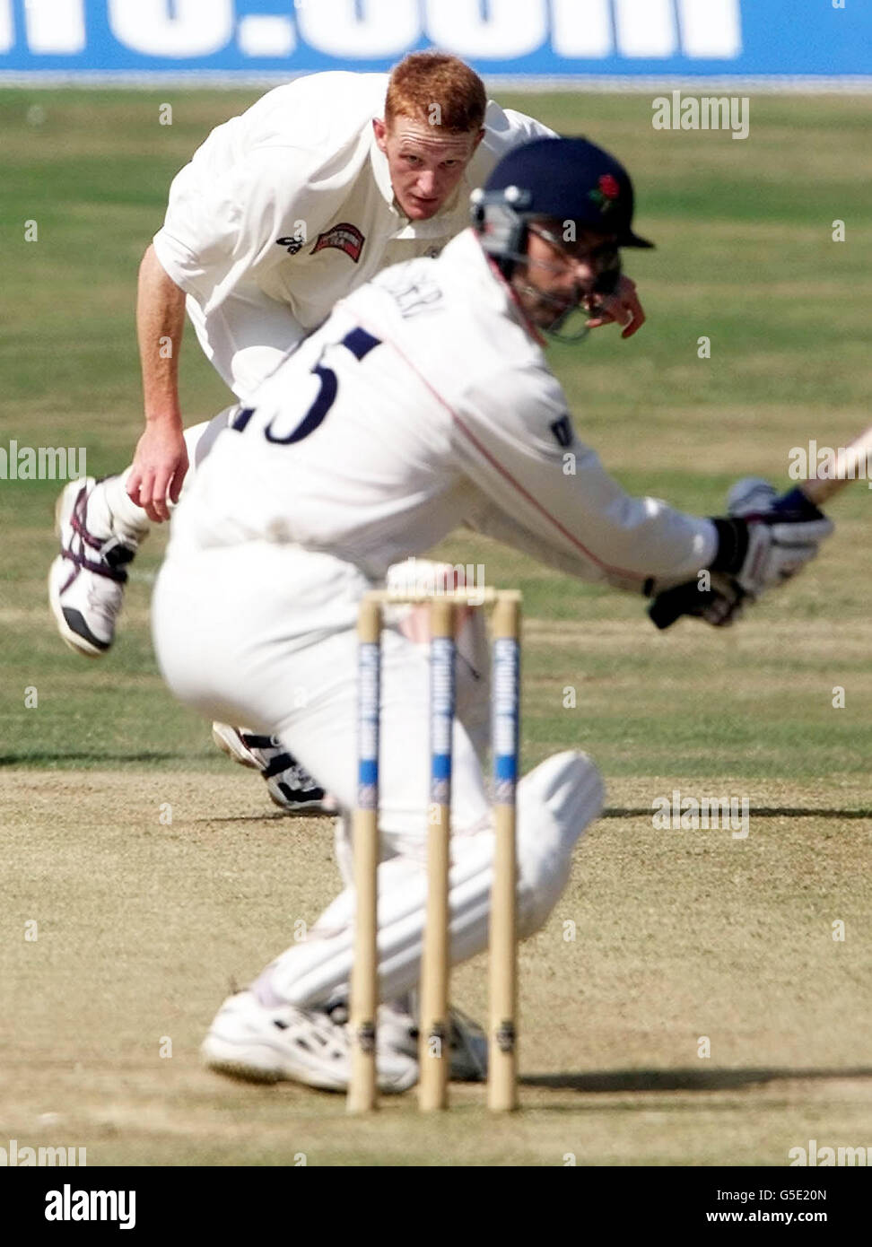 Cricket yorks v lancs kirby hi-res stock photography and images - Alamy