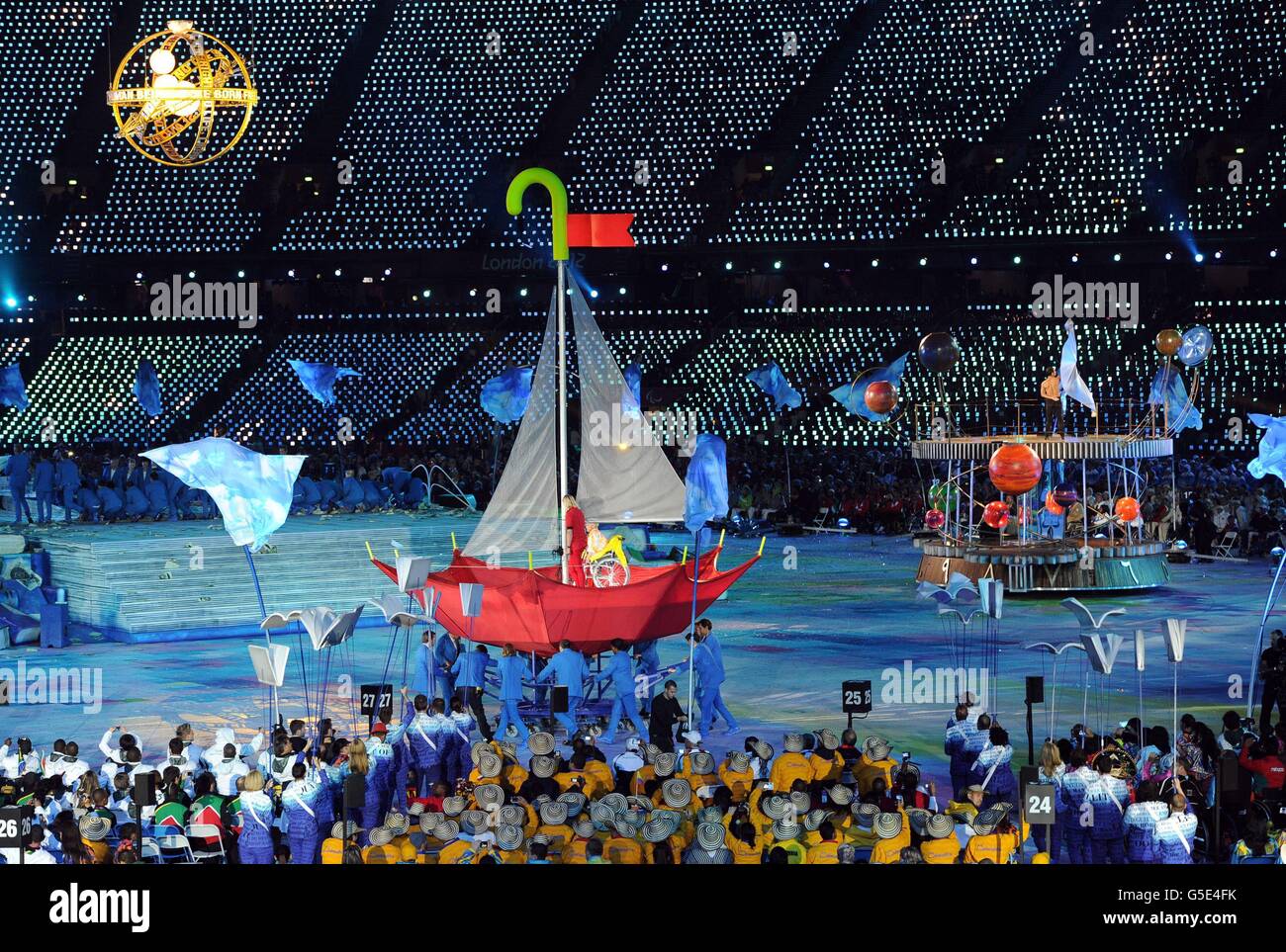 Performers olympic games 2012 opening ceremony olympic stadium hi-res ...