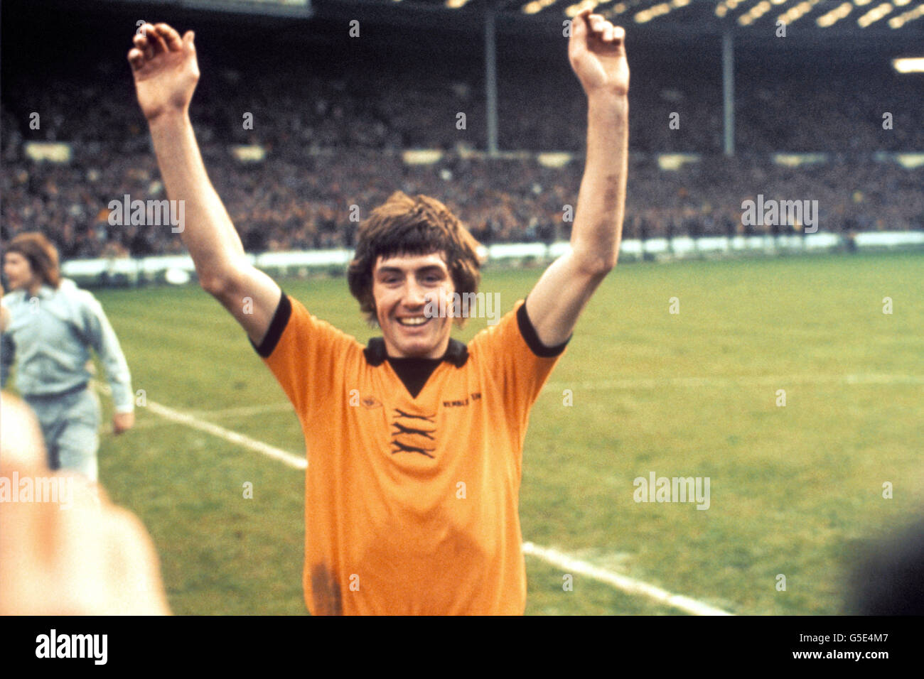 Wolverhampton Wanderers' goalscorer John Richards celebrates after the ...