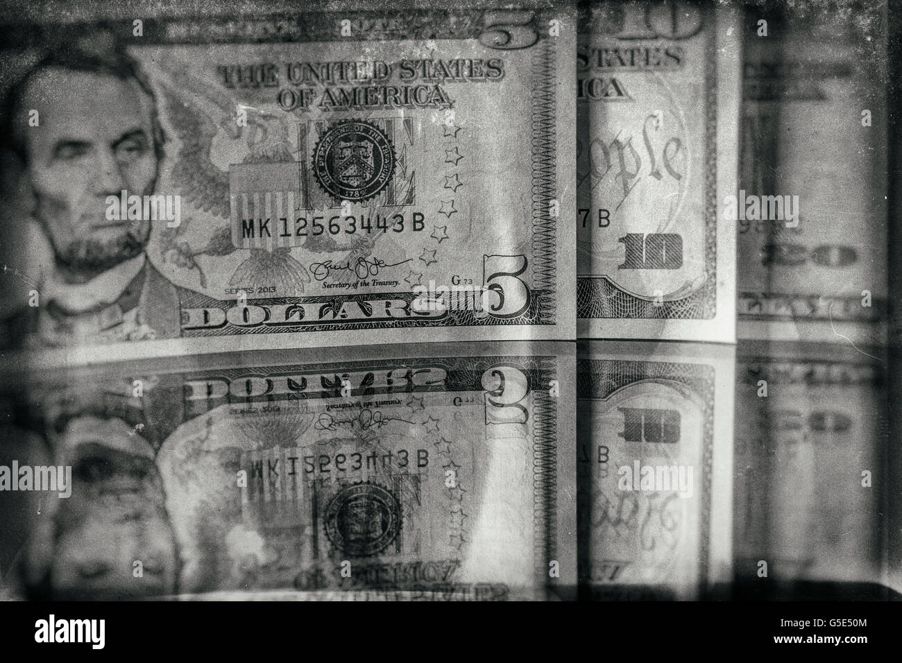Us banknotes hi-res stock photography and images - Alamy