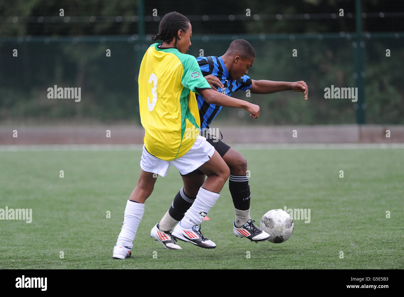 Soccer lambeth world cup final motspur park hi-res stock photography ...