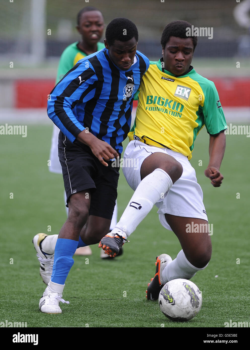 Soccer - Lambeth World Cup - Final - Motspur Park. Action from the U15 ...
