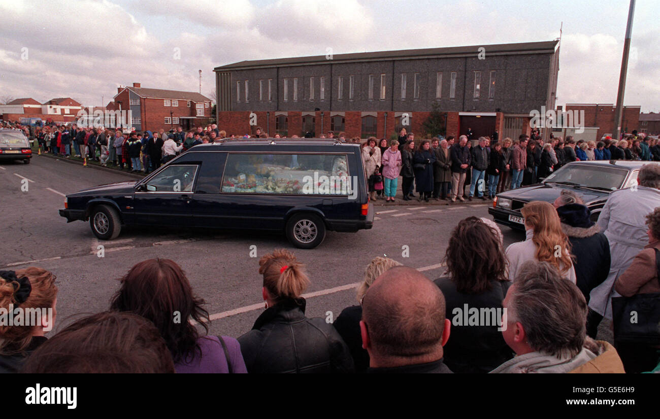 James Bulger Funeral 3 Stock Photo - Alamy