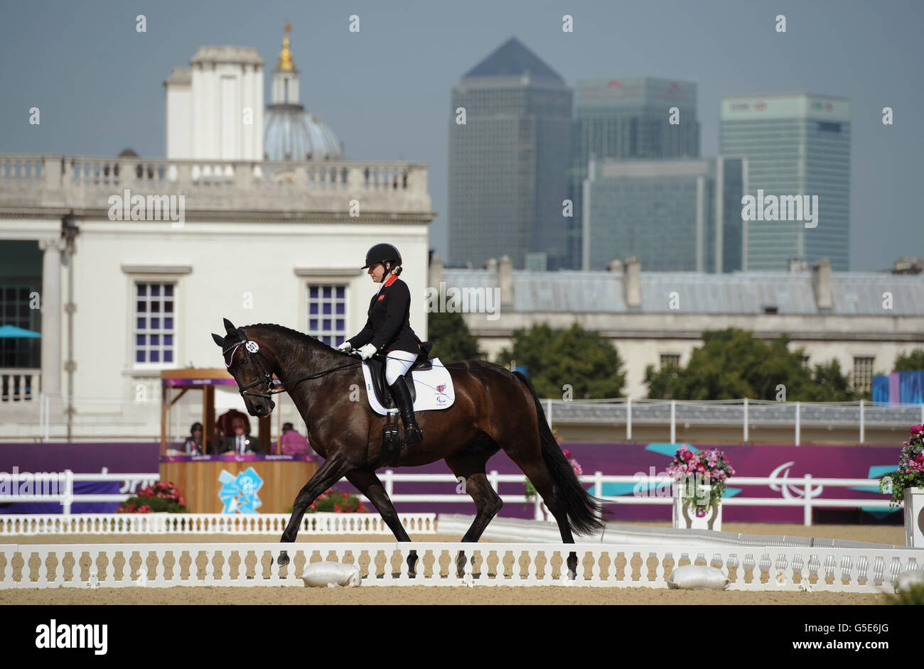 Equestrian individual freestyle test grade ii hi-res stock photography ...