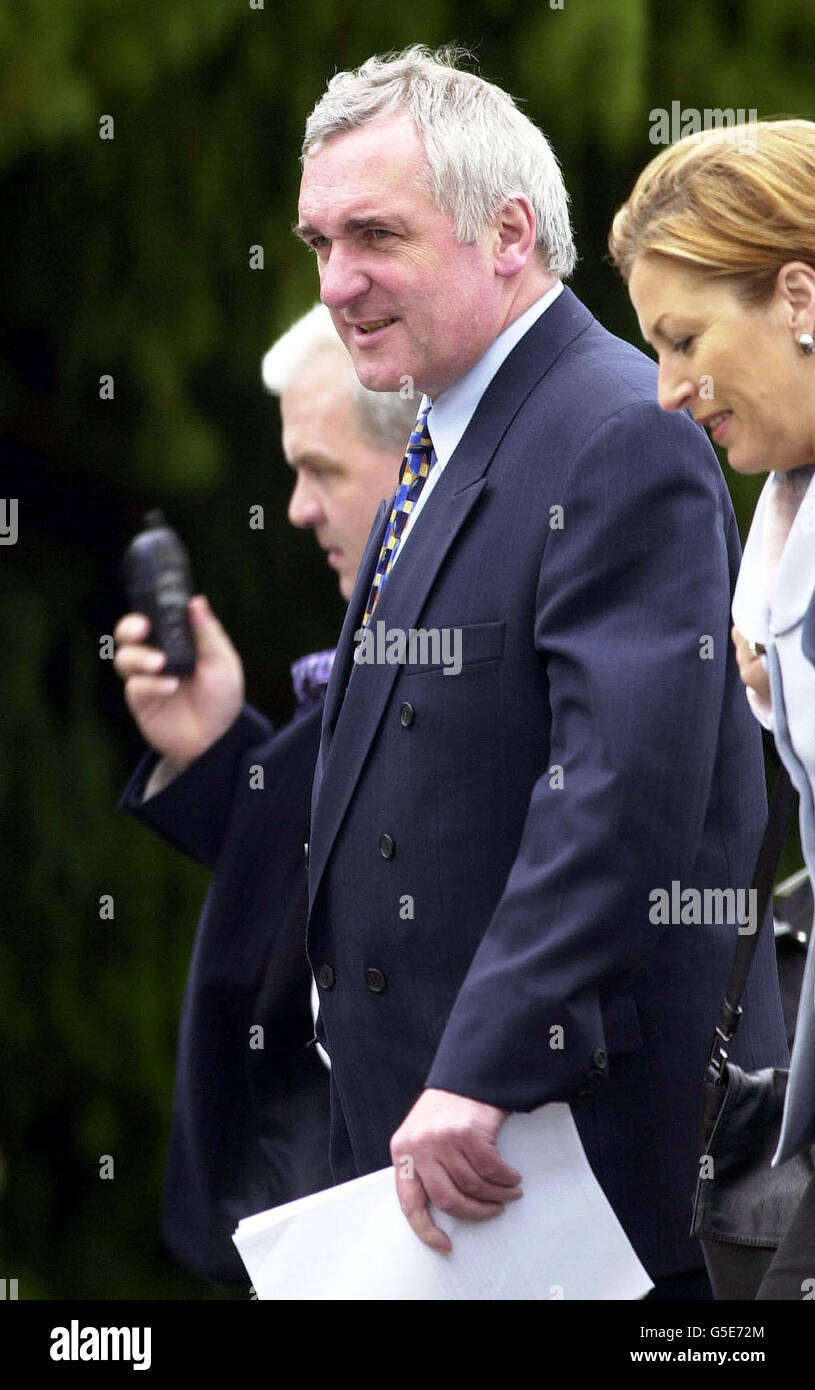 Irish Prime Minister Bertie Ahern arrives at Hillsborough, Northern ...